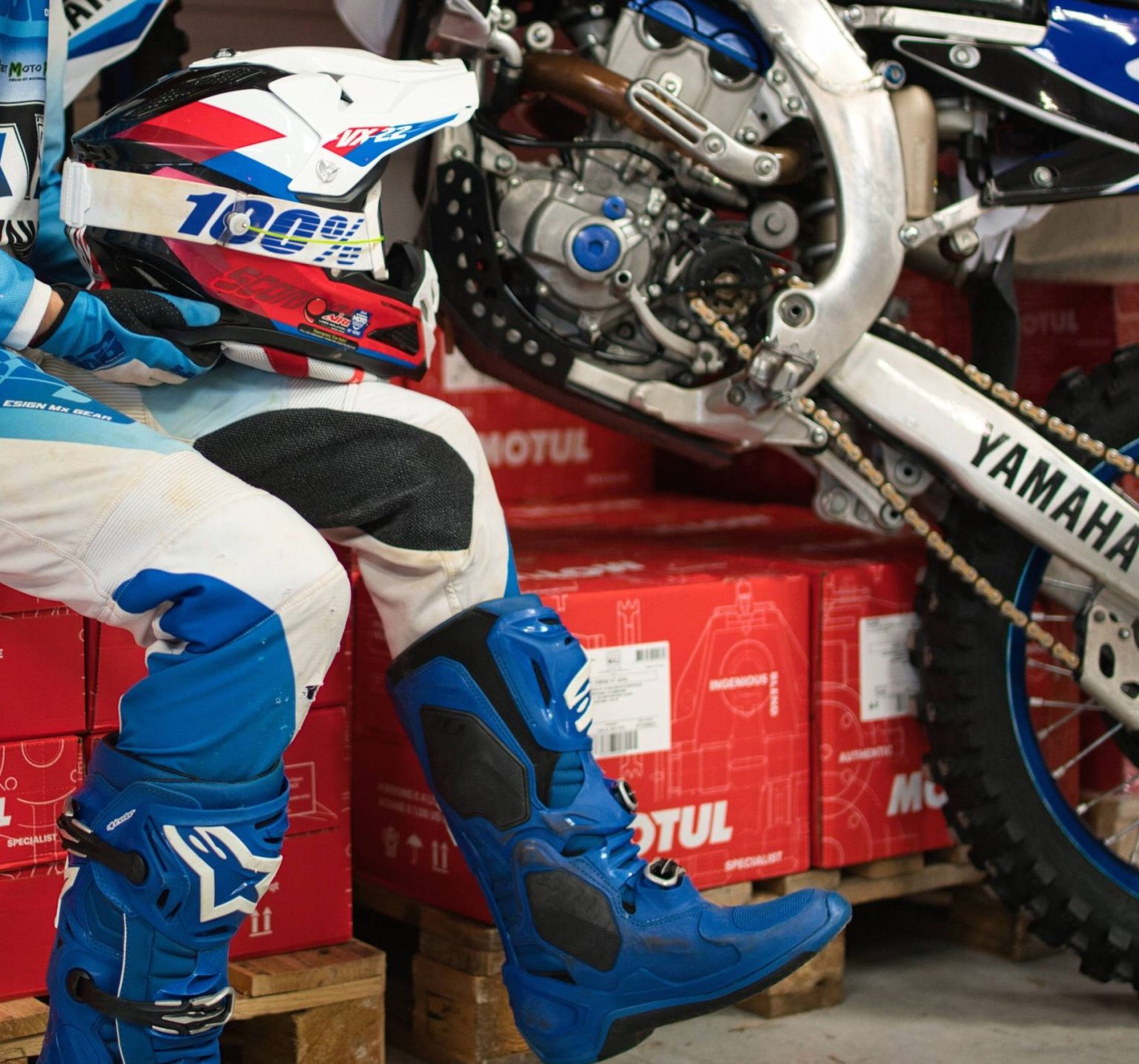 Top 10 des protections indispensables pour rouler en motocross - Street ...
